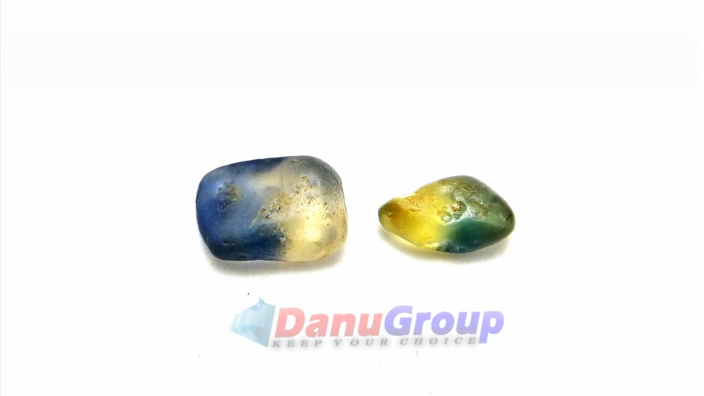 Bi-color Sapphire - Wedding Stone - Danu Group