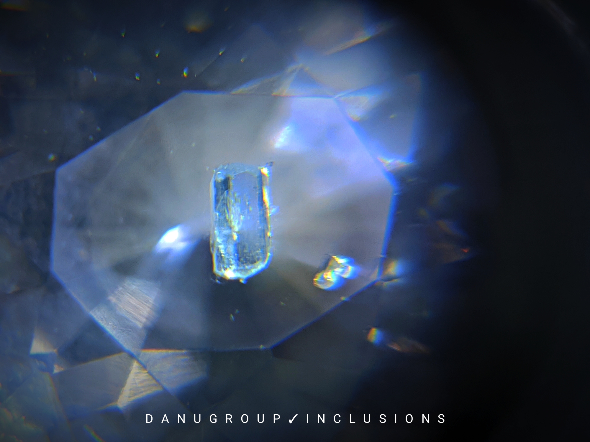 Negative Crystal Inclusion In Natural Spinel - Danu Group Inclusions ...