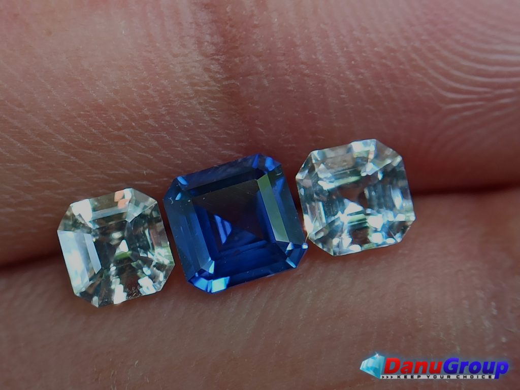 Ceylon Natural Vivid Royal Blue Sapphire with fancy Sapphire Couple ...