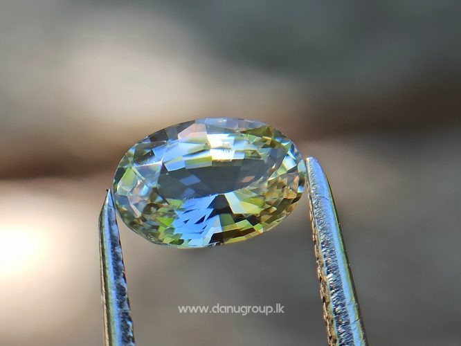 Ceylon Natural Bi Colour Sapphire - Wedding Stone - Danu Group