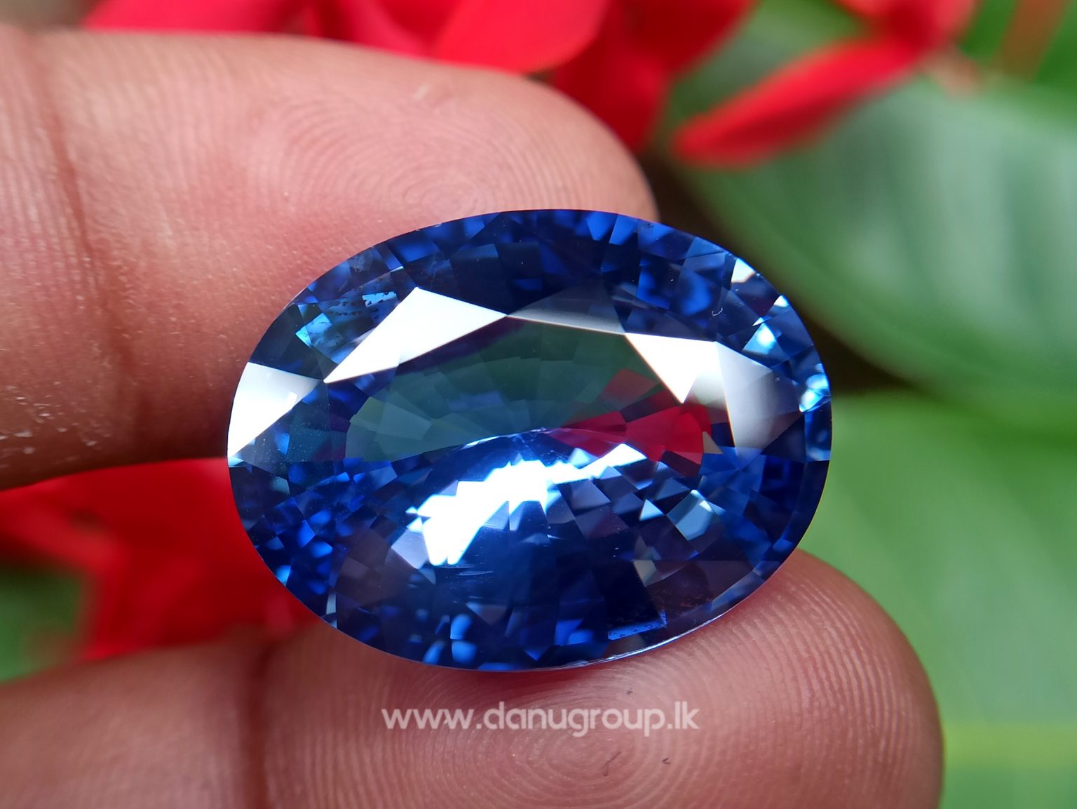 High Quality Jewellery Grade Big Ceylon Blue Sapphire - Danu Group
