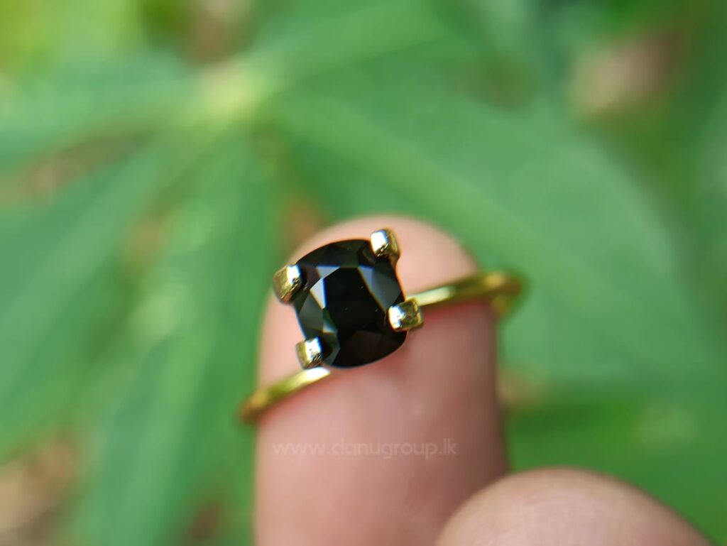 Rare Natural Gahno Spinel - Danu Group